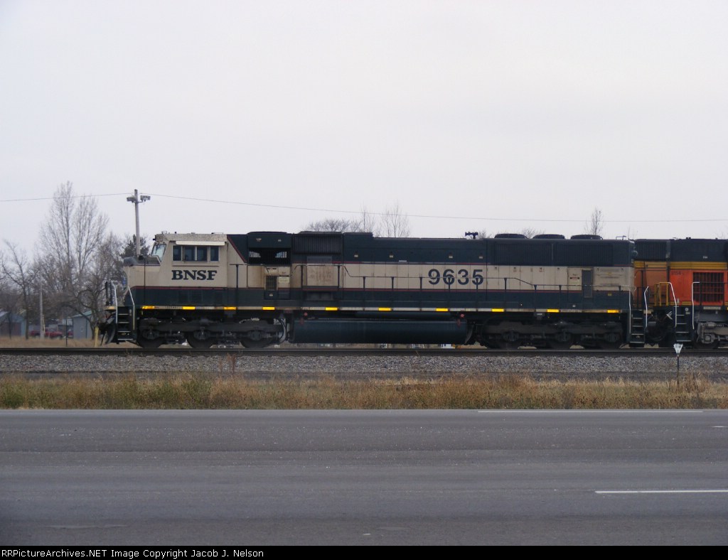 BNSF 9635